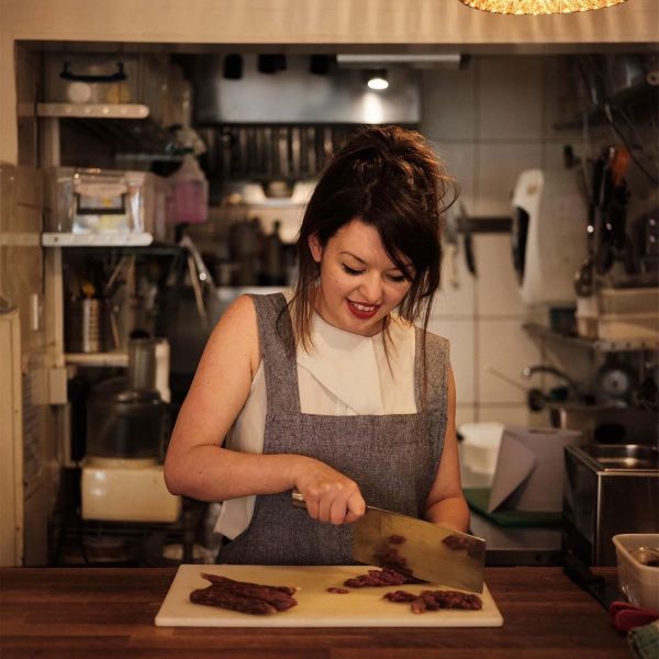 Changing Culture in Restaurant Kitchens : Why Wellbeing Matters