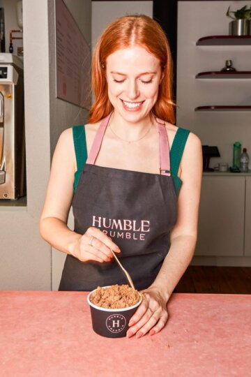 Kim Innes Humble Crumble : Baking a Difference