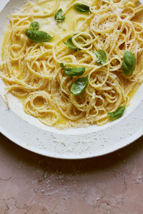 Easy Wins by Anna Jones : Women in The Food Industry Review